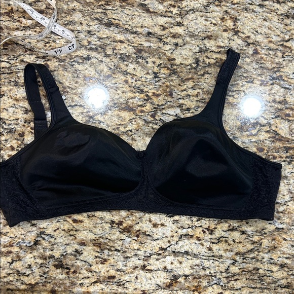 Playtex | Intimates & Sleepwear | Playtex Secrets Black Womens Bra ...